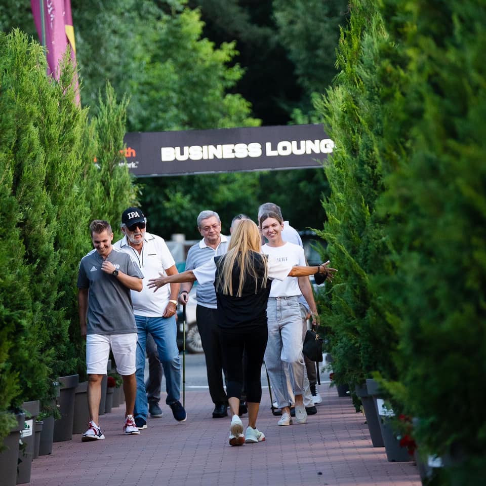 „Partener” - surpriză pentru Simona Halep la turneul de la Cluj!