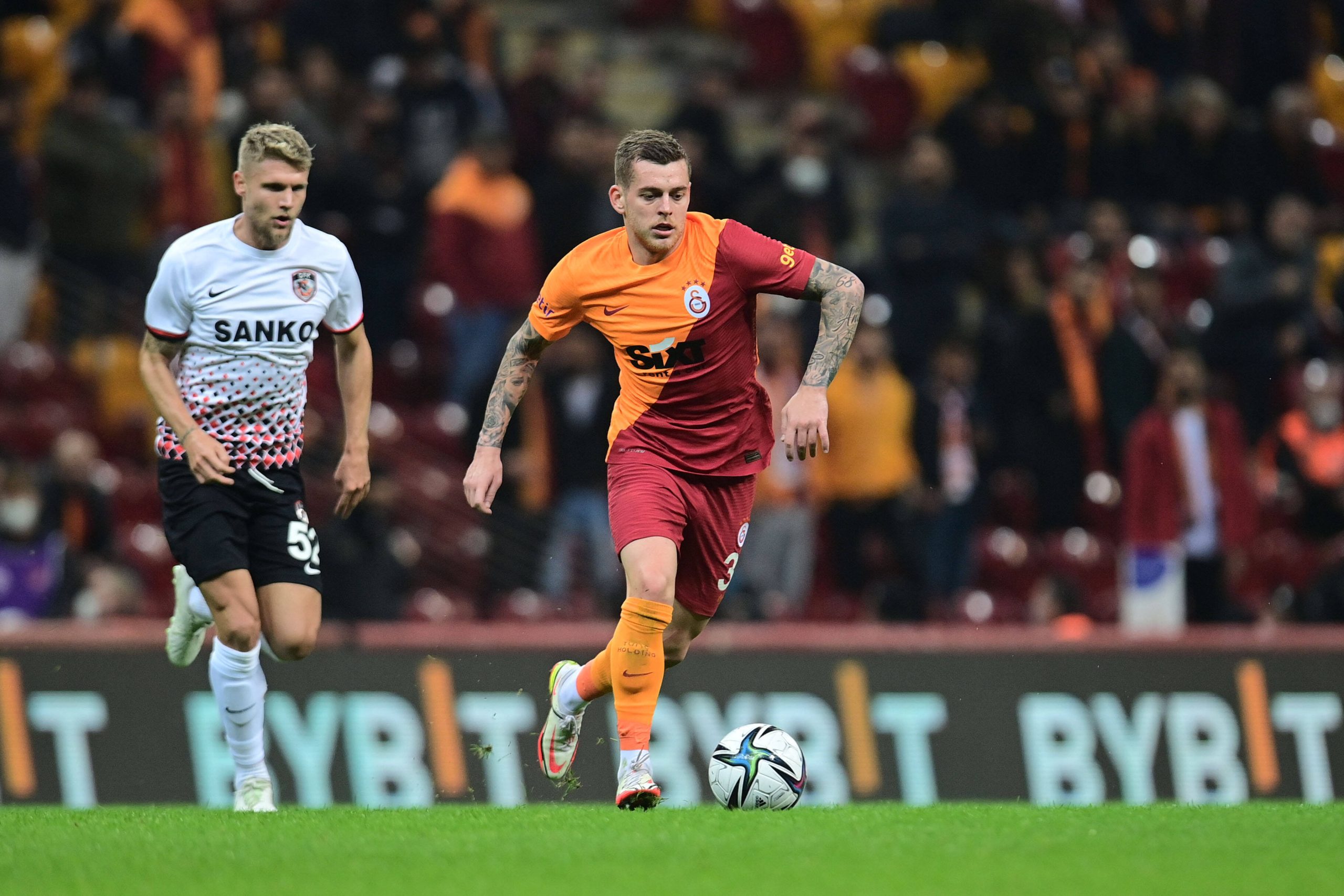 Maestrul Alex Cicâldău nu are rival la Galatasaray. Jucătorul român a ...