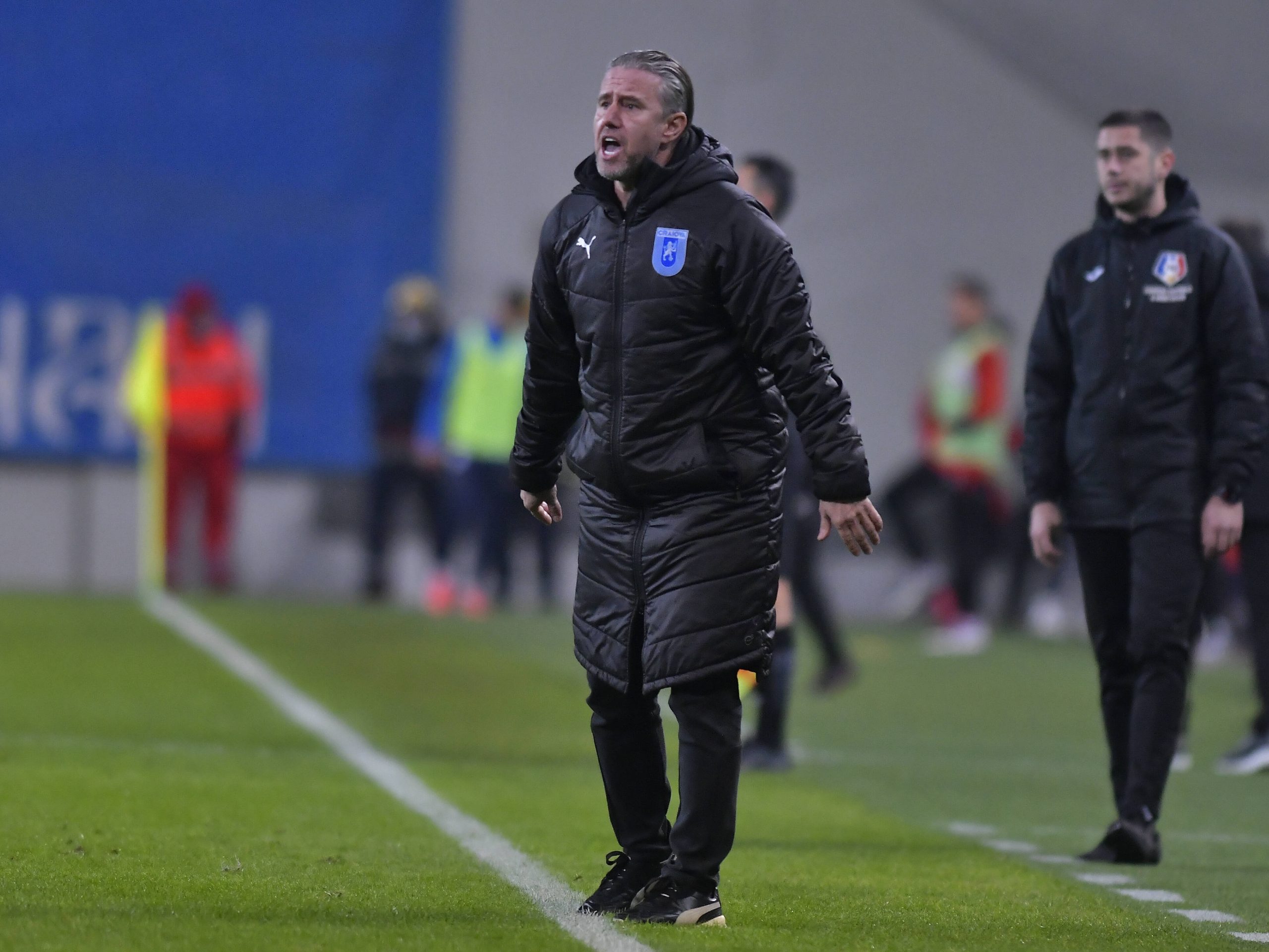 Probleme uriașe pentru Laurențiu Reghecampf. Suporterii i-au cerut demisia după o nouă repriză ...