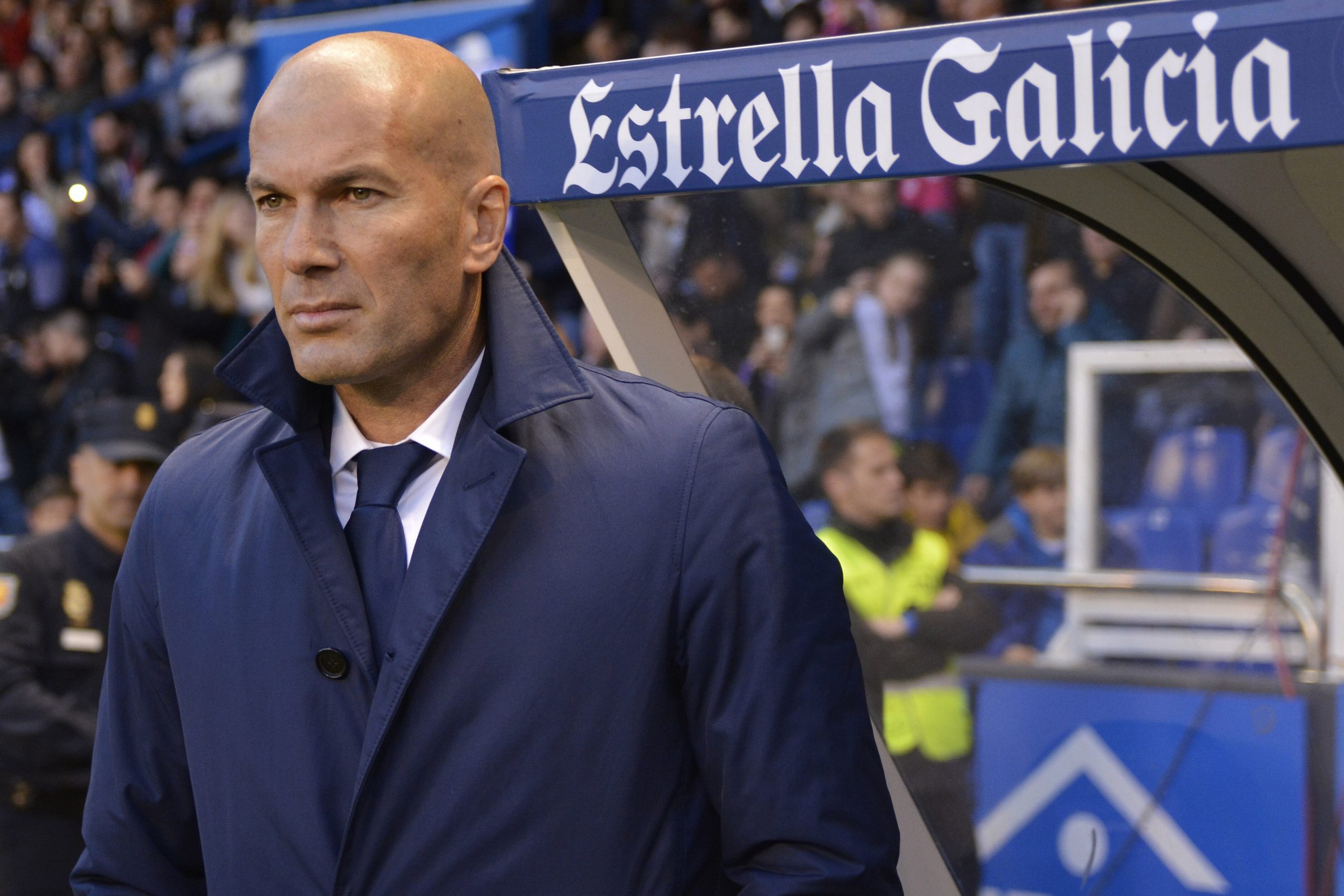 Revine Zinedine Zidane în circuit! Cu ce club uriaș negociază ...