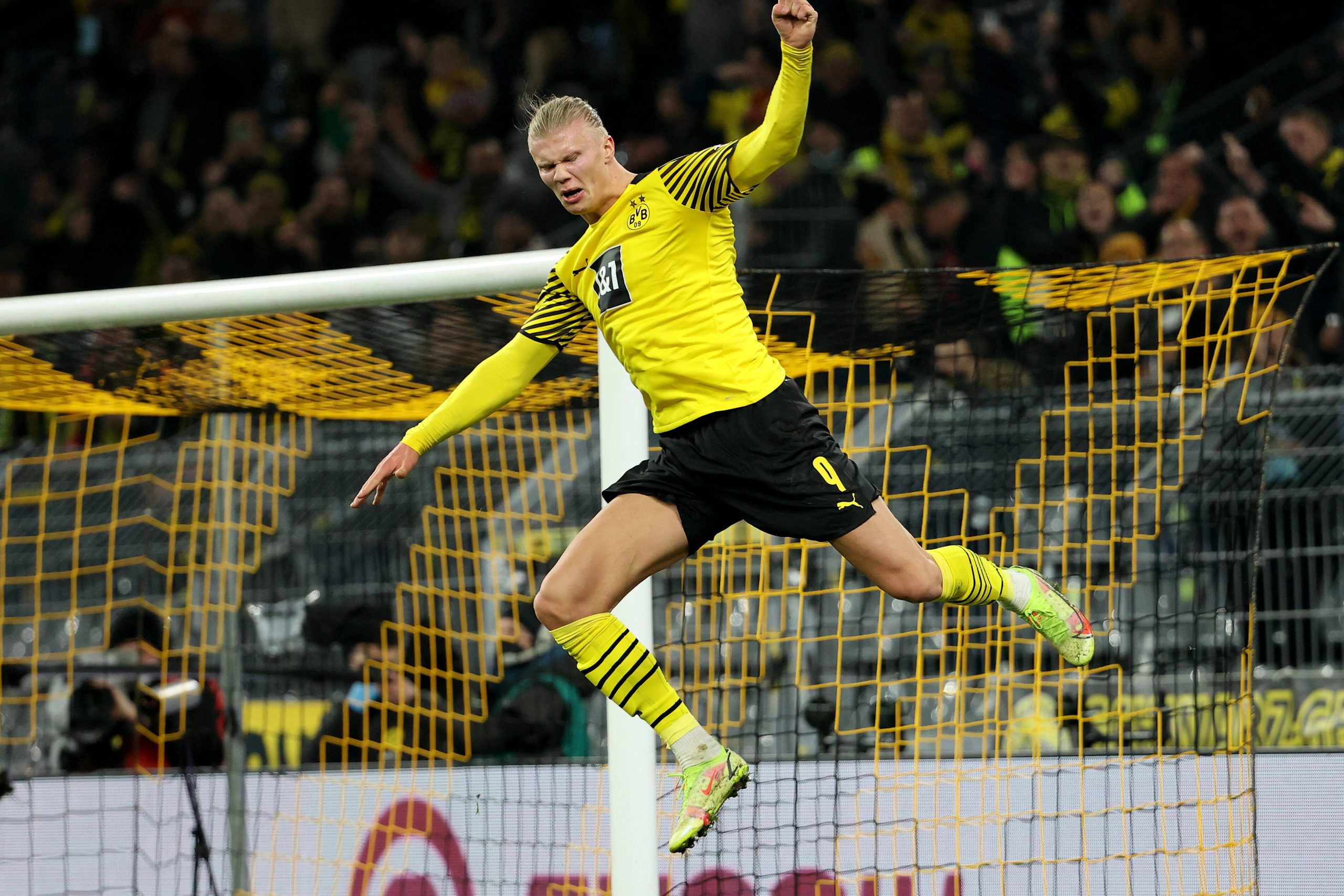 Haaland, o prioritate pentru Barcelona. Cum ar putea fi plătită „mașina ...