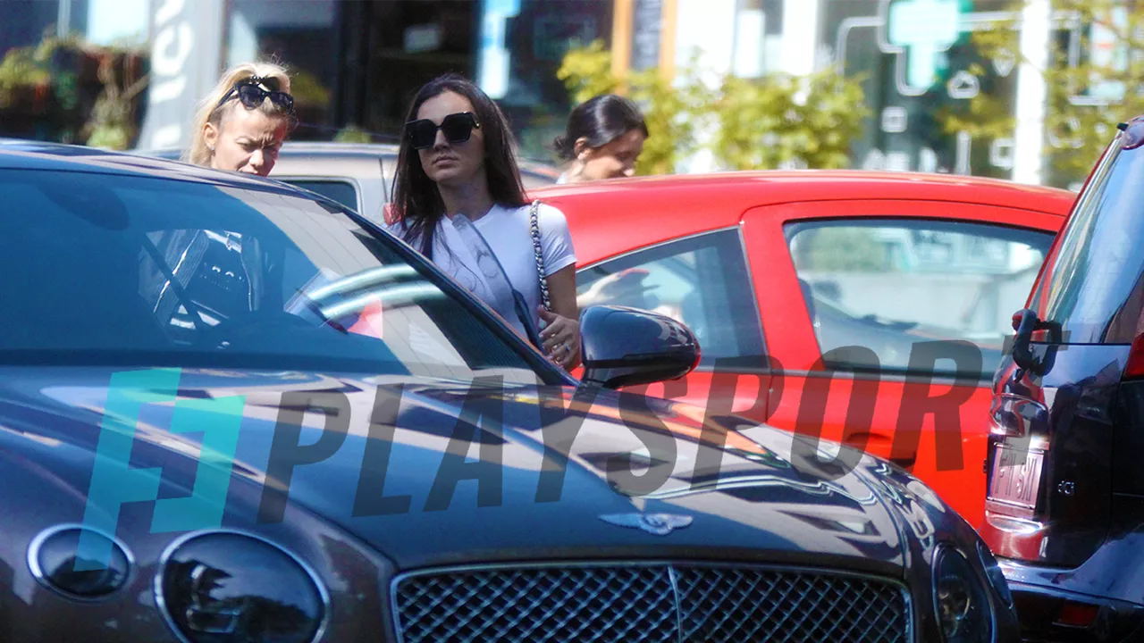 Fata lui Gigi Becali scoate bani cu kilogramul! Cum a fost surprinsă ...