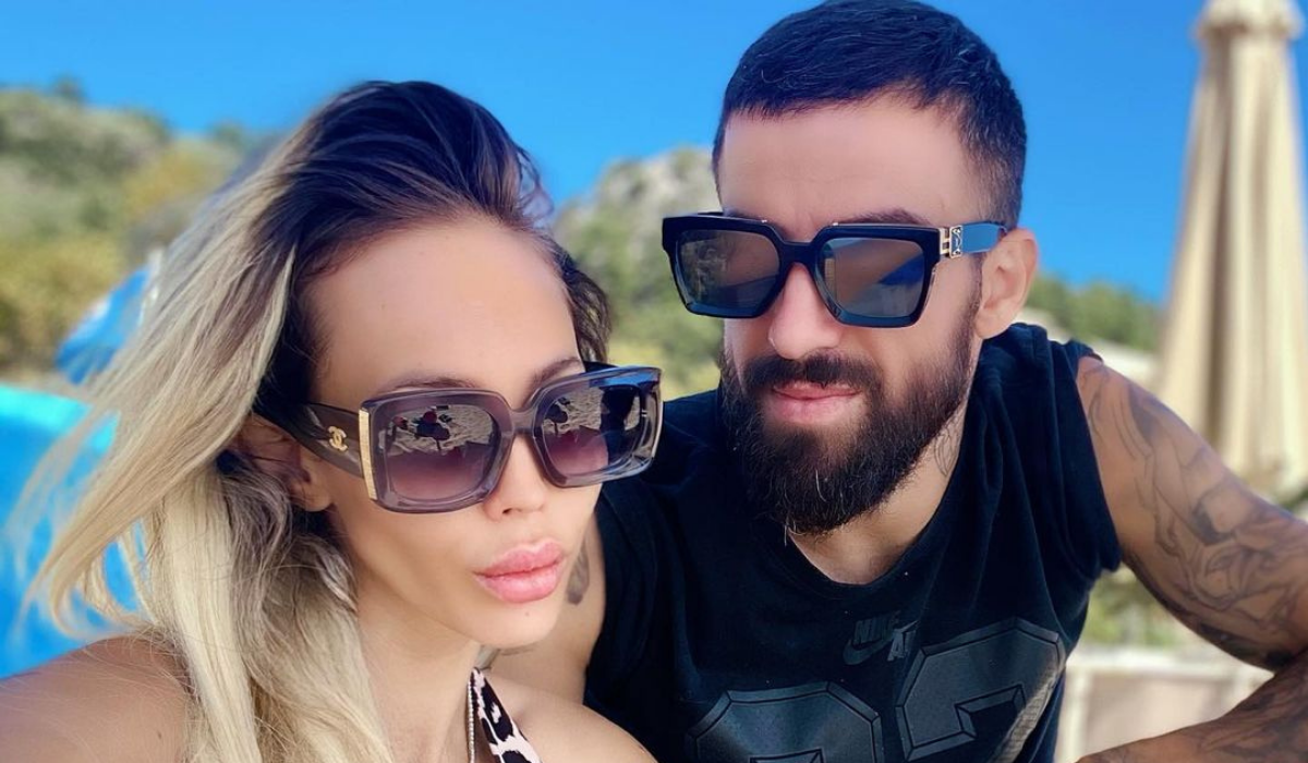 L-au prins pe un celebru jucător din Liga 1 în timp ce își înșela soția ...