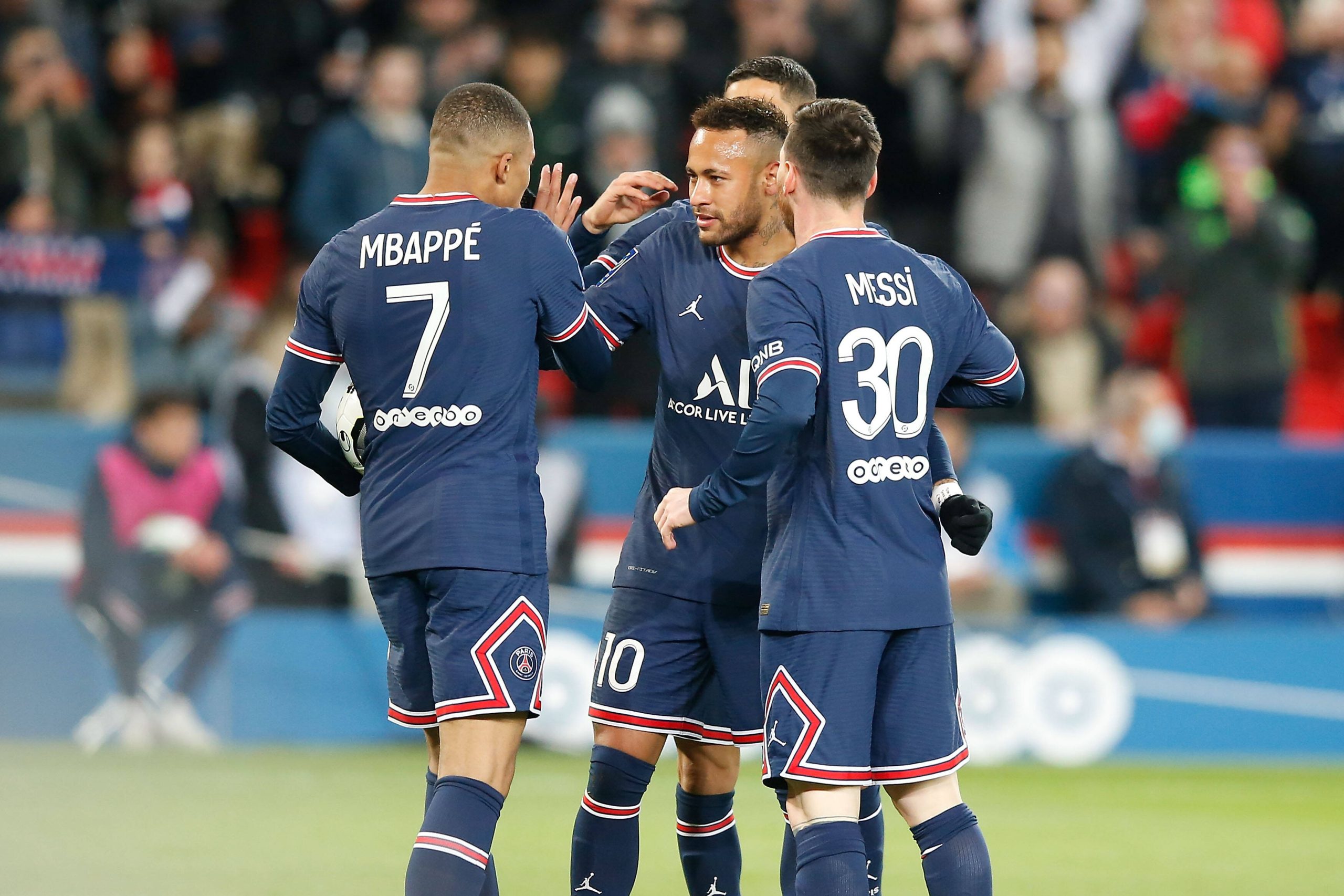 VIDEO | PSG s-a distrat cu Clermont. Neymar, Messi și Mbappe au oferit ...