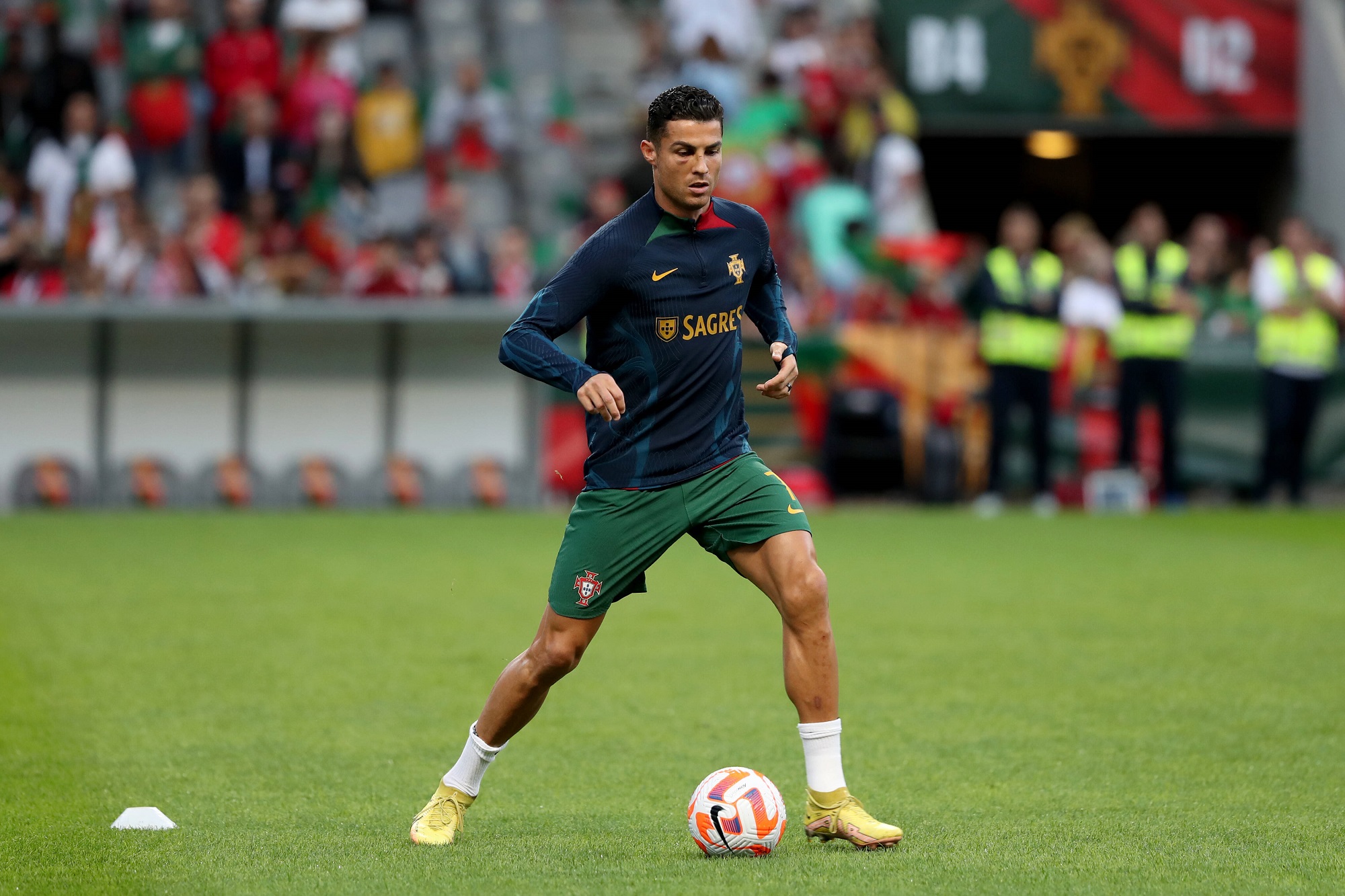 Amețitor! Ce sumă primea, la semnătură, Cristiano Ronaldo dacă semna cu ...