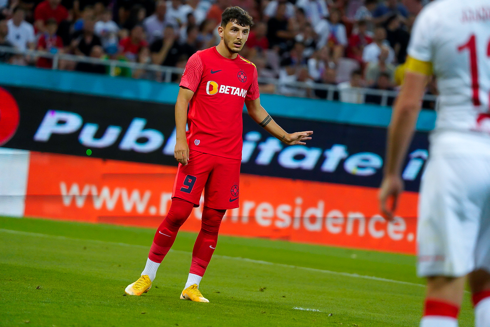 FCSB l-a cedat pe Ianis Stoica! Anunțul făcut de Gigi Becali despre ...