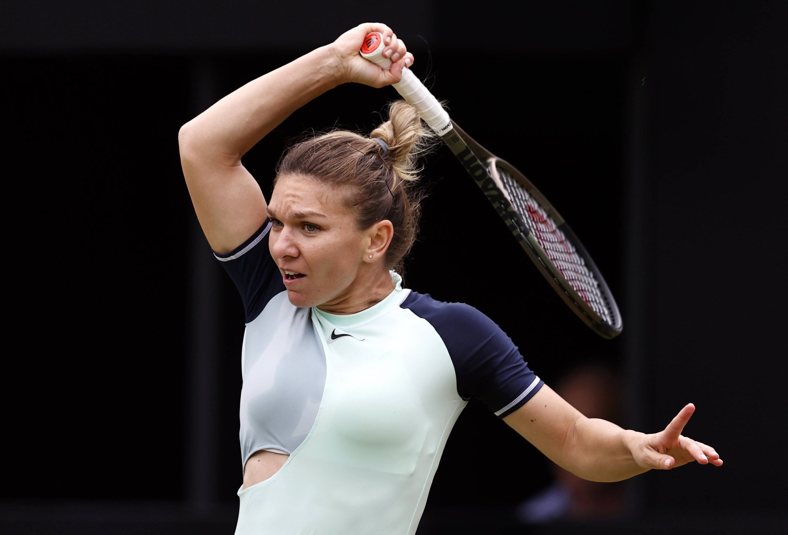 VIDEO. Murdară și transpirată, Simona Halep era de nerecunoscut ...