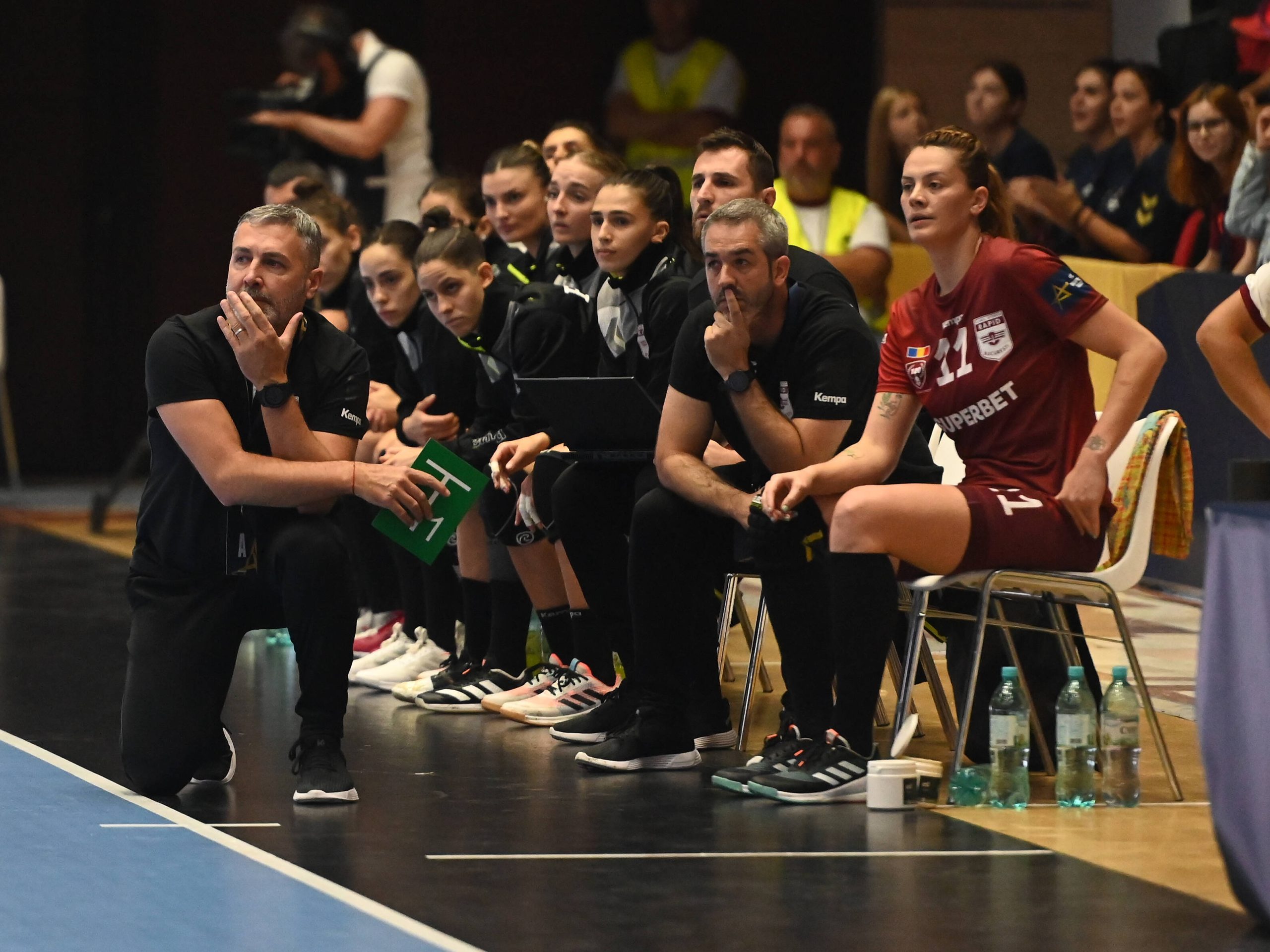 Campioana României la handbal feminin a pierdut