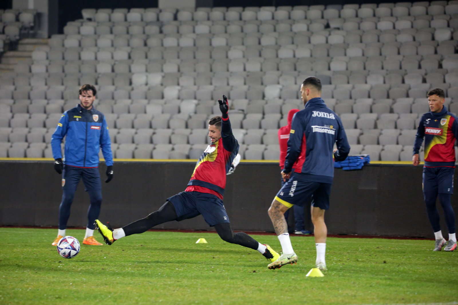 Veste uriașă pentru fanii Rapidului. Horațiu Moldovan, debut pentru ...