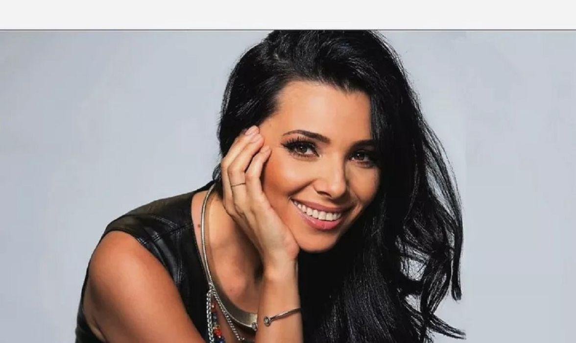 Corina Caragea s-a despărțit înainte de Sărbători. Frumoasa știristă de ...