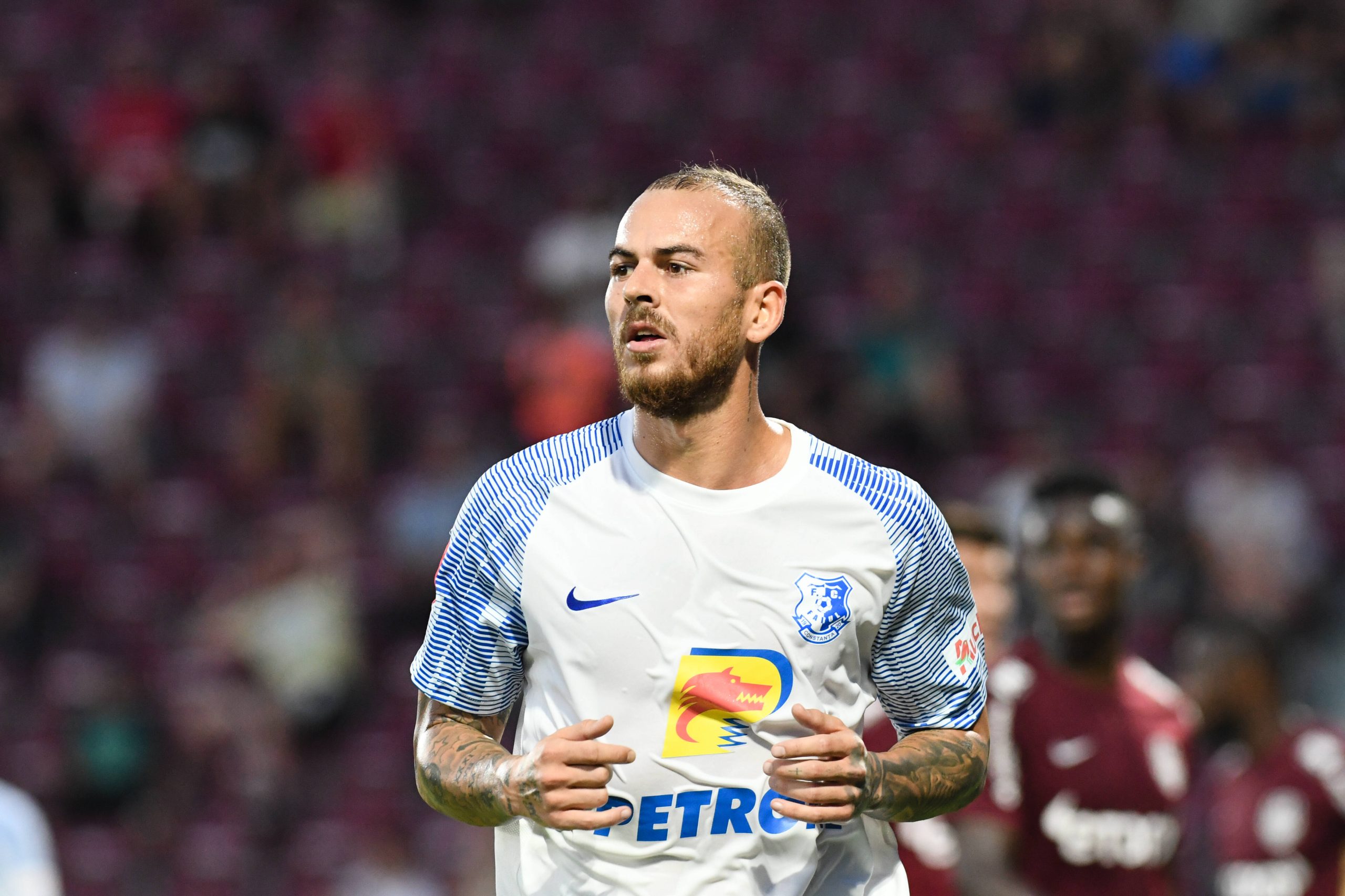 Denis Alibec și-a prelungit contractul cu Farul. Anunțul echipei lui ...