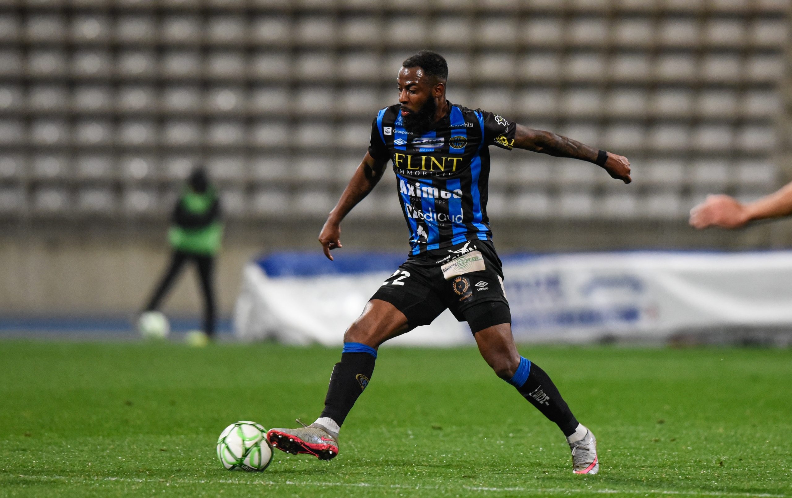 Atenție, Gigi! Jucător cu 8 meciuri în națională, trecut pe la Inter și ...