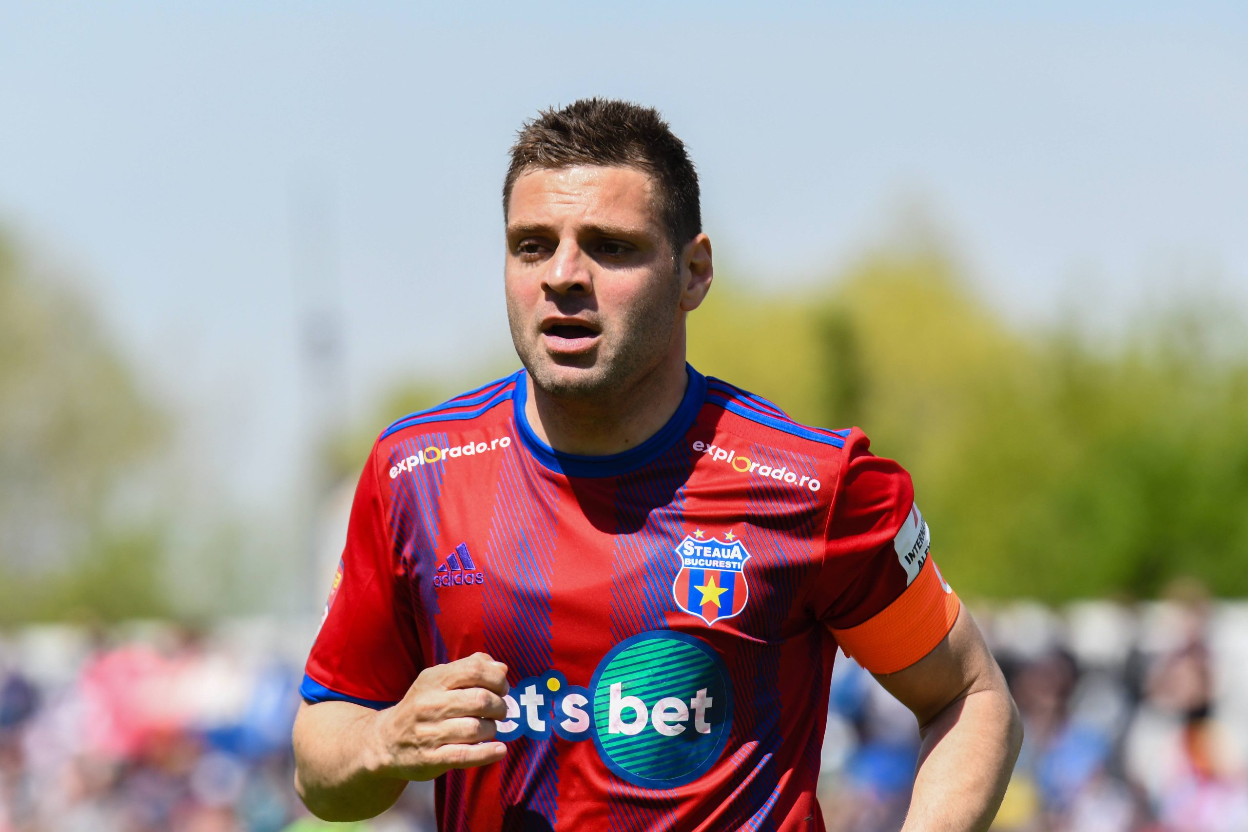 CSA Steaua nu a promovat în Superliga, dar Adi Popa a încasat prima. Ce ...