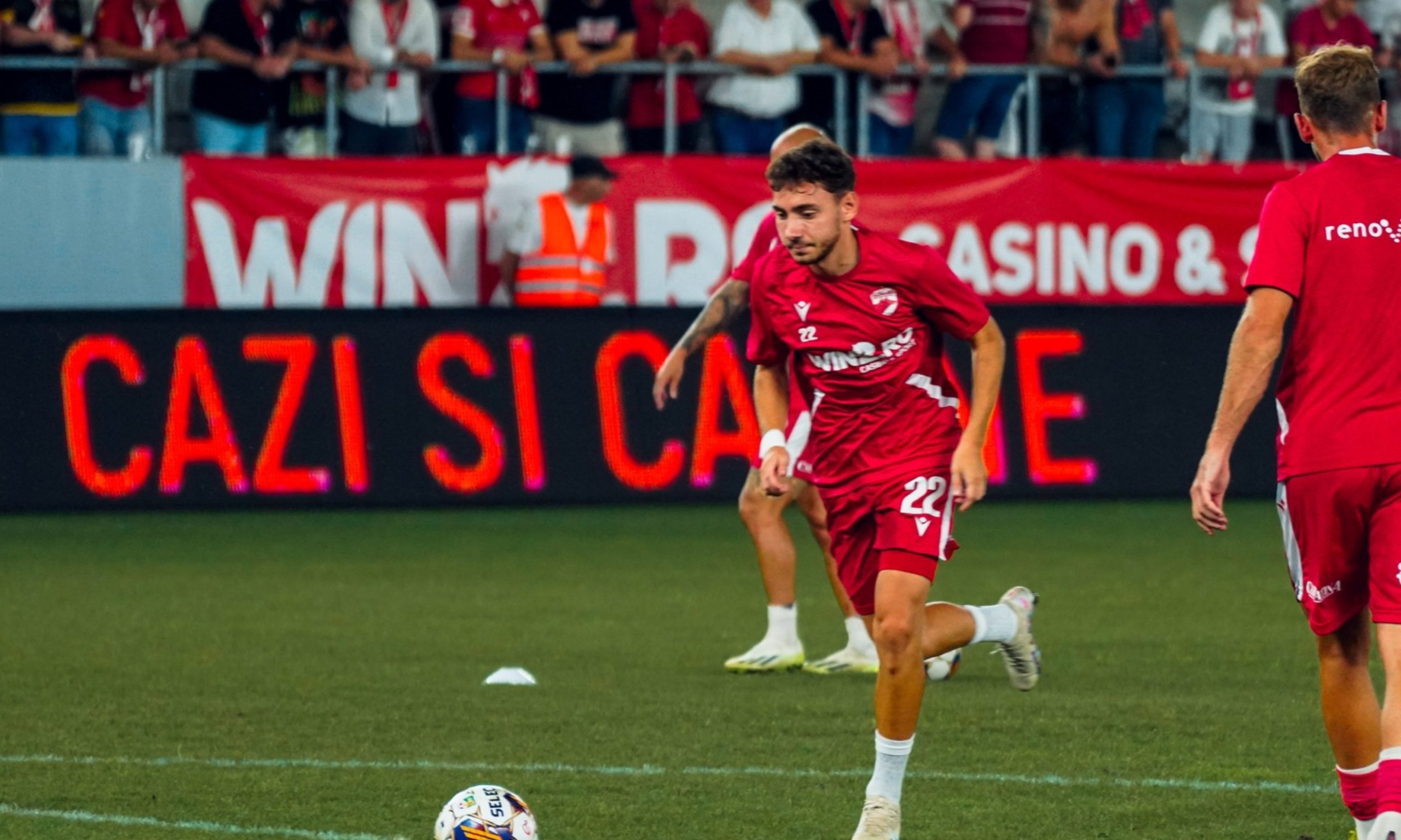 Erou din greșeală: “Am vrut să centrez, nu să dau pe poartă”. Ce spune ...