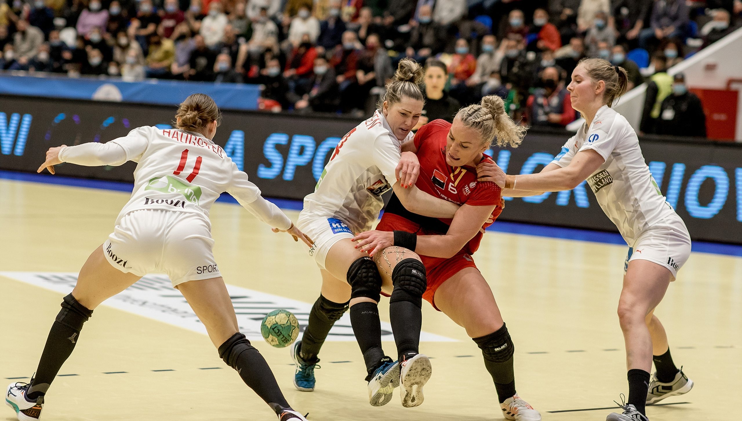 România - Danemarca 39-23. Nordicele s-au distrat cu naționala lui Pera ...