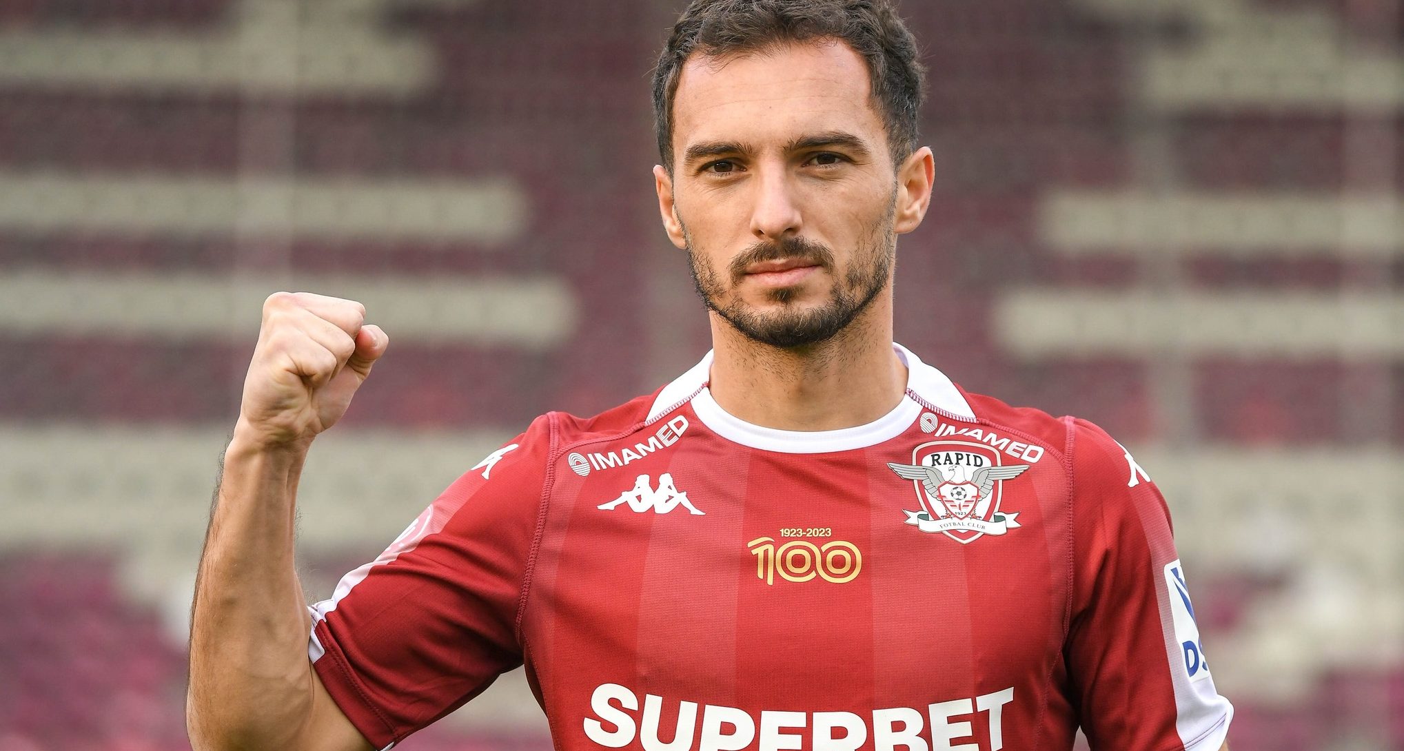 Rapid l-a prezentat oficial pe Hasani, urmează Burmaz. Angelescu anunță ...