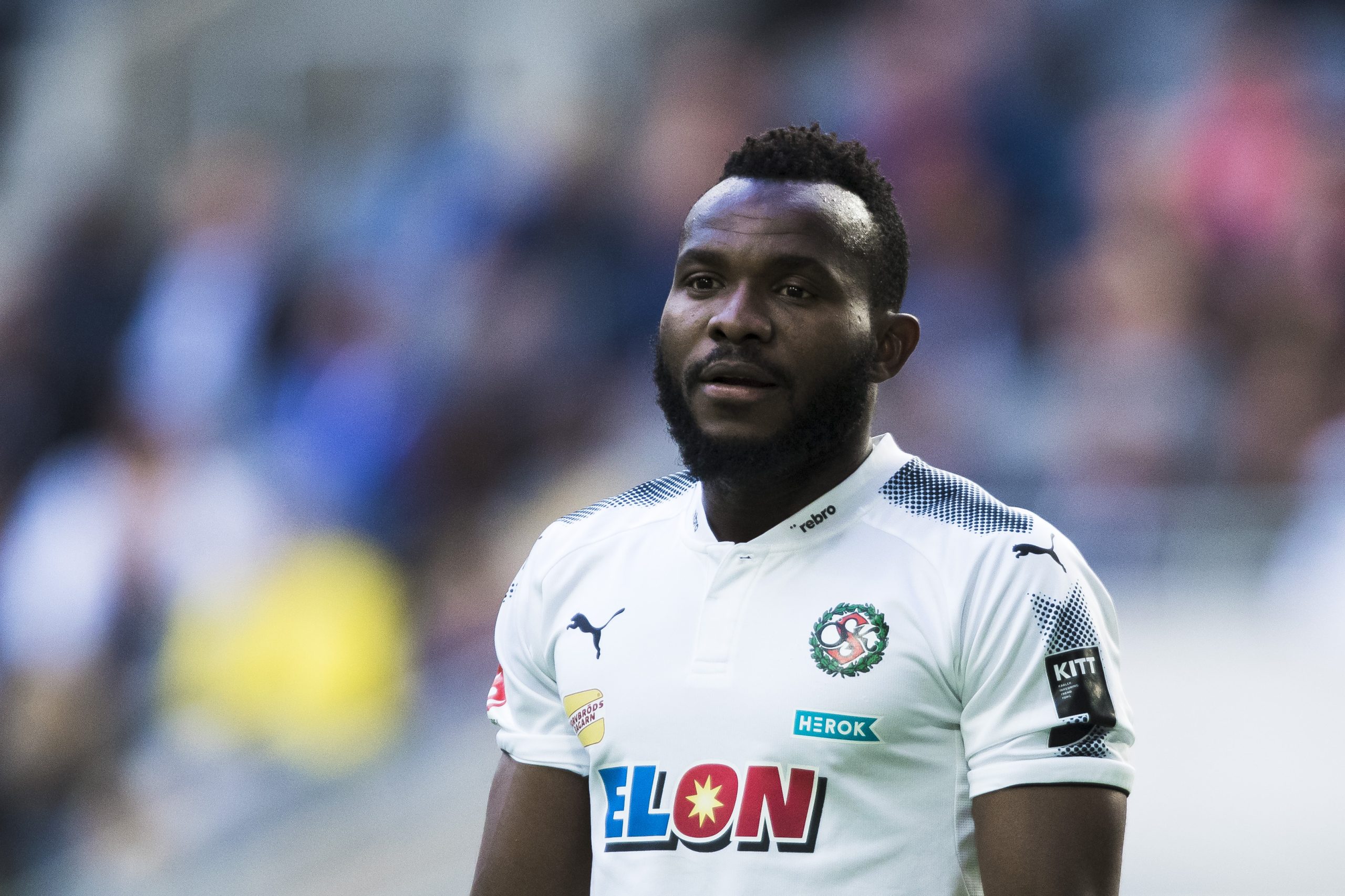 Surpriză uriașă! La ce echipă din România a ajuns să joace Michael Omoh ...