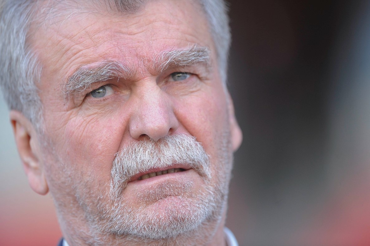 A murit Dinu Gheorghe. Fostul patron al Rapidului, George Copos, a ...