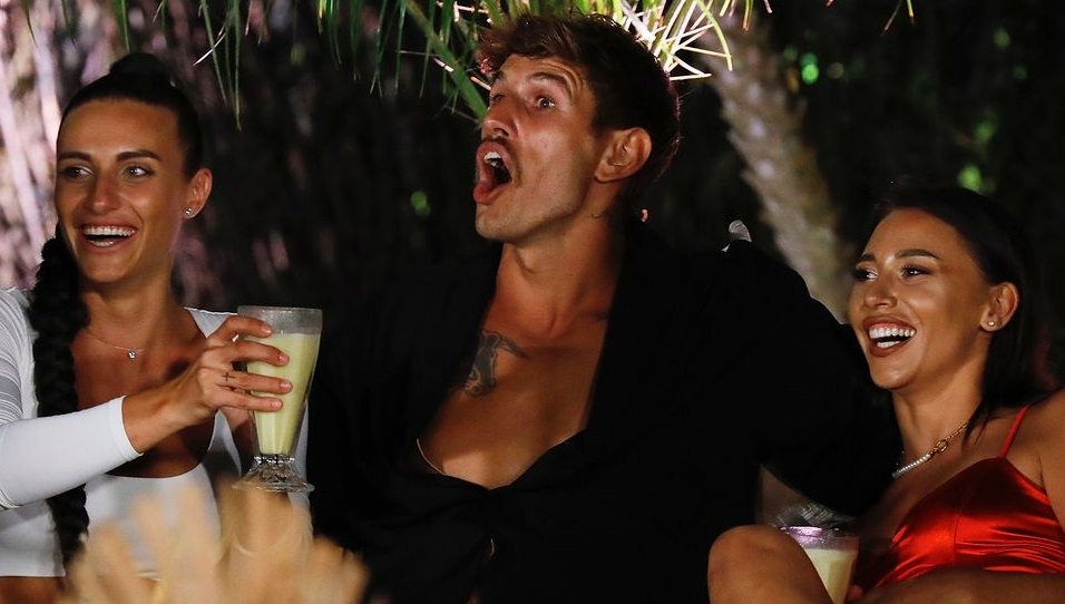 Playsport - Suma uriașă pe care Alex Delea a primit-o pentru cele trei ...