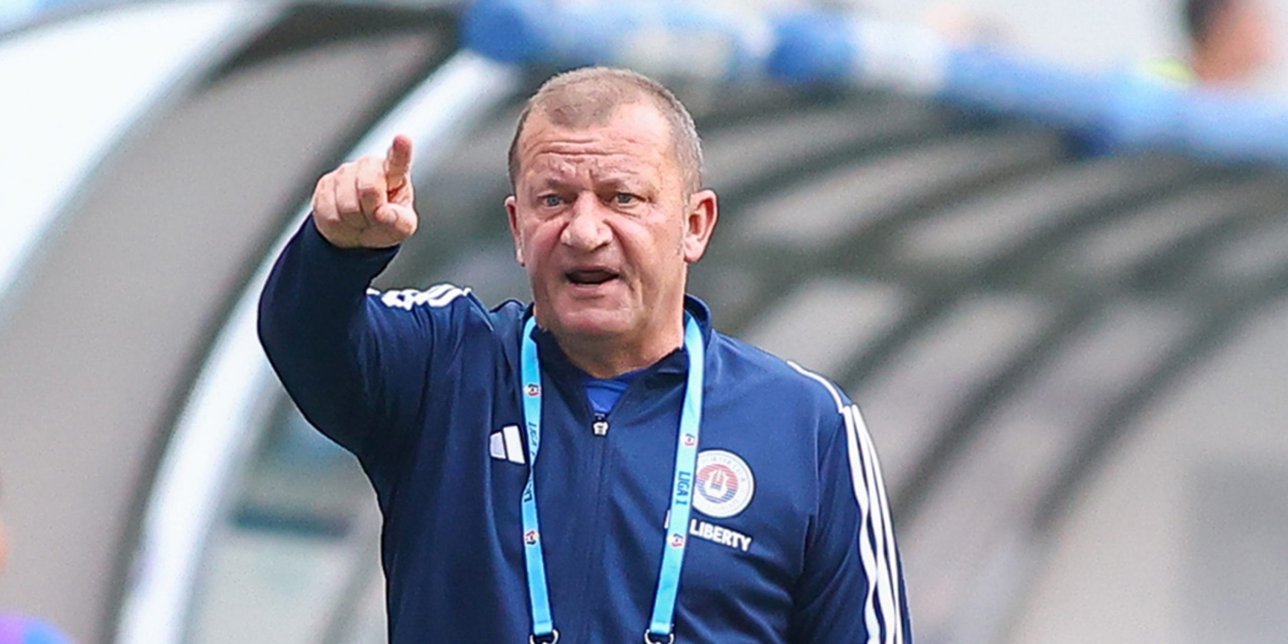 Dorinel Munteanu, scandal cu un jurnalist: „Ce întrebări stupide ...